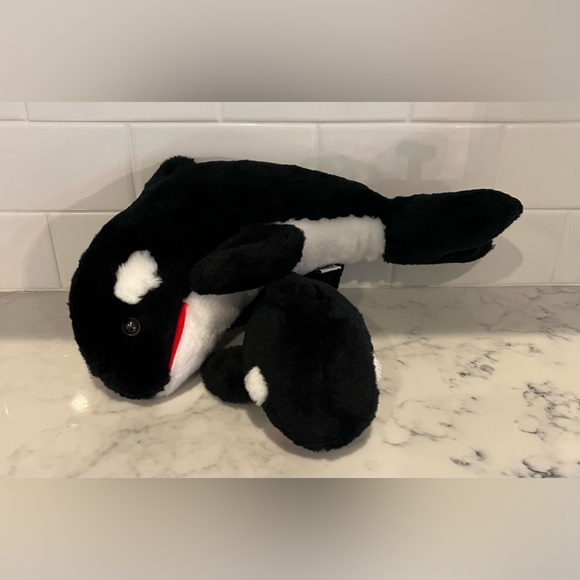 Seaworld | Toys | Set Of 2 Seaworld Orca Shamu Killer Whale Stuffed ...